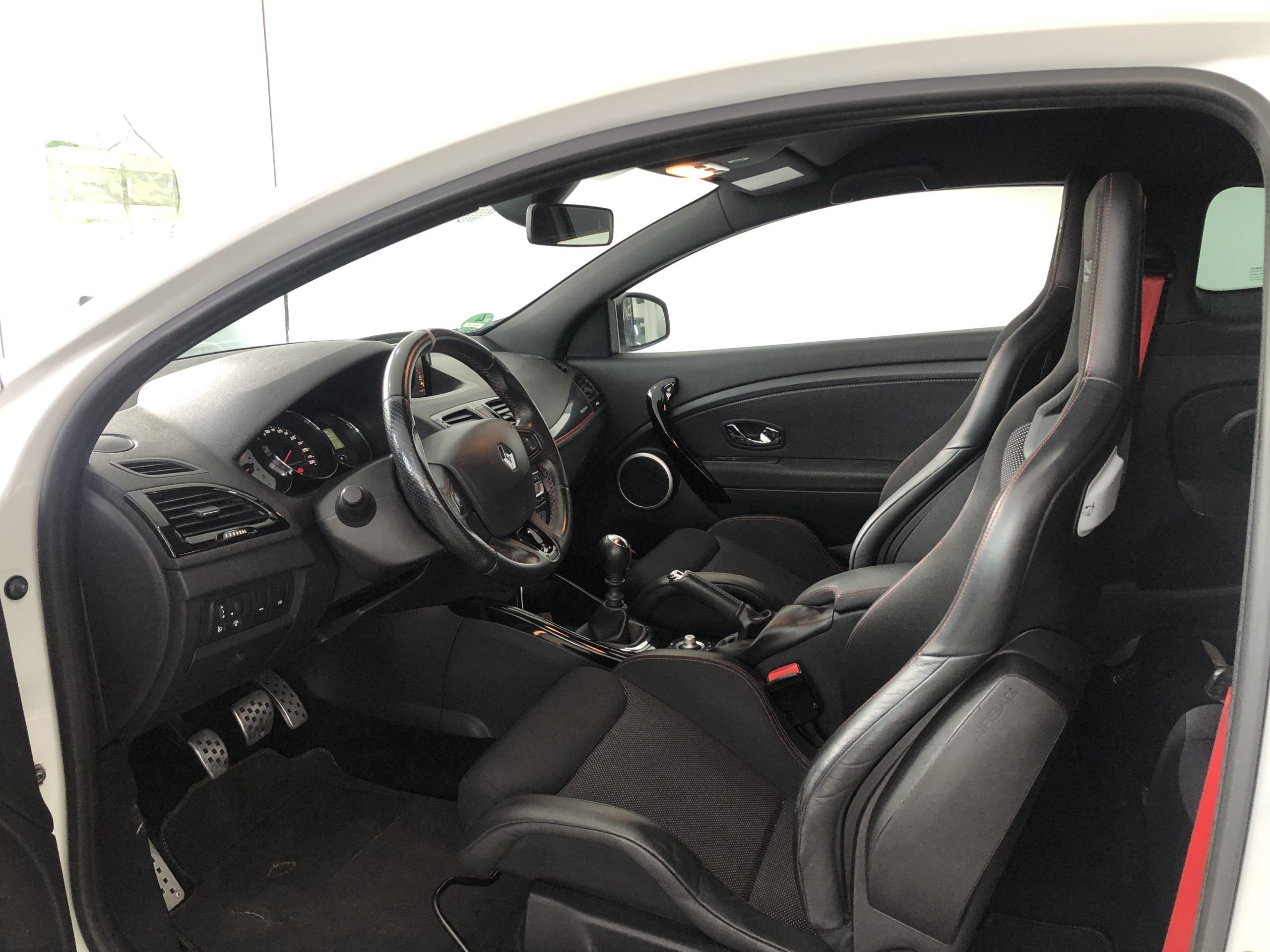 RENAULT MEGANE RS 265CV | G-Autos