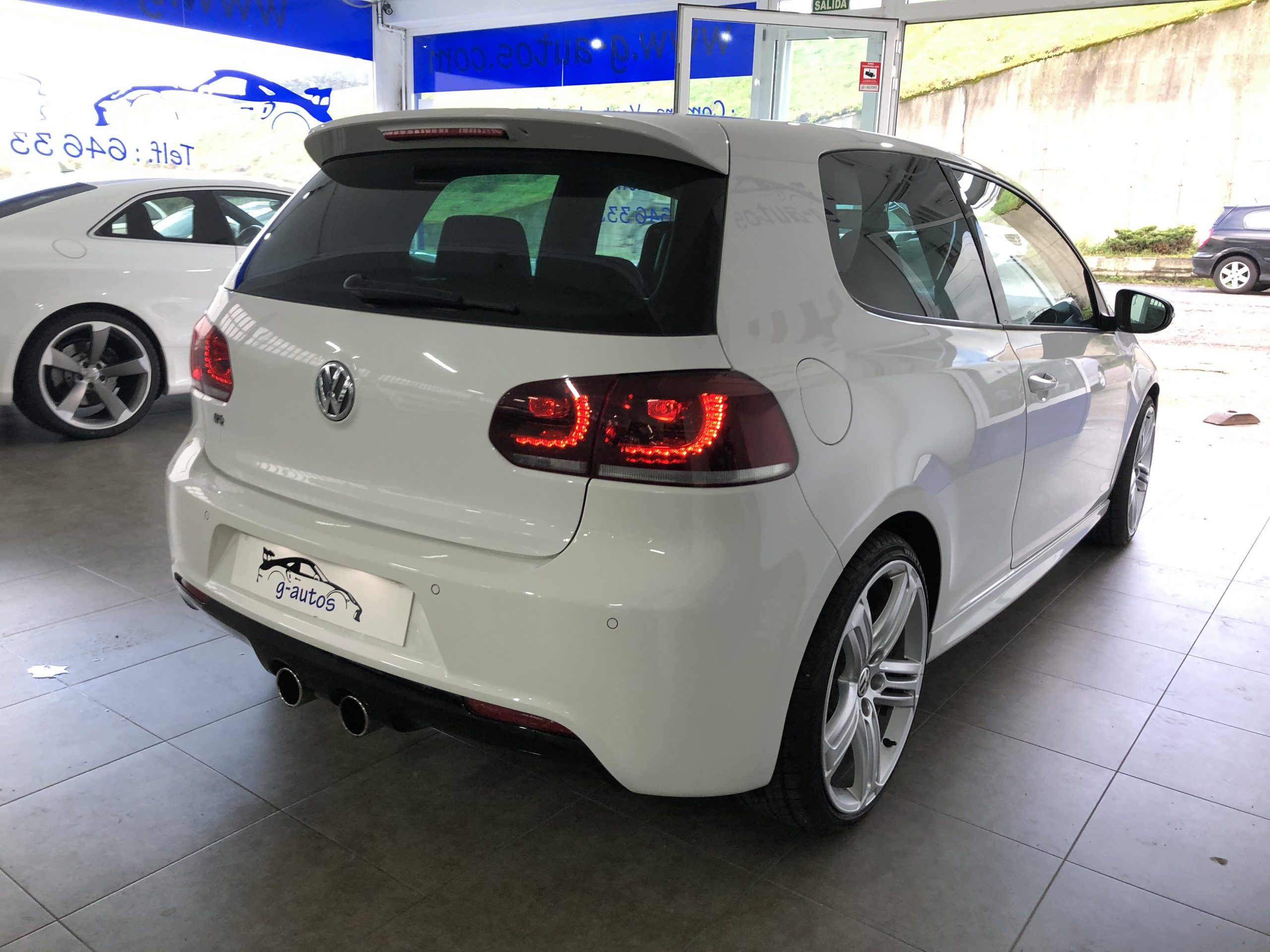 VOLKSWAGEN GOLF R20 270CV | G-Autos