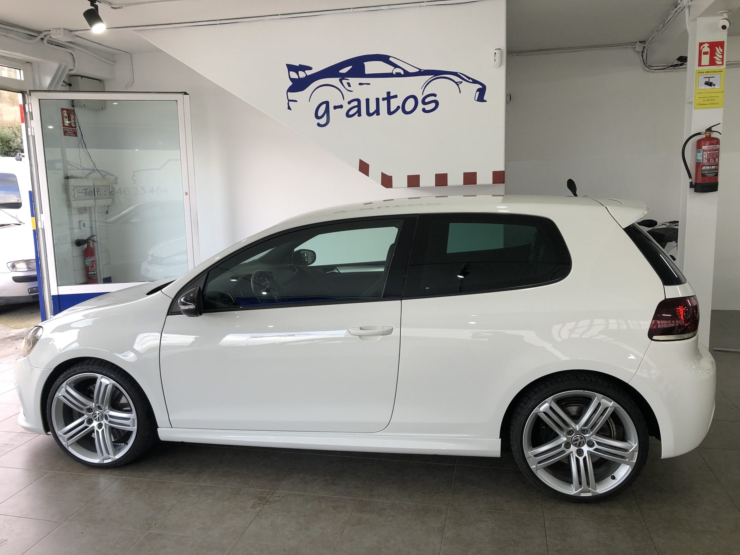 VOLKSWAGEN GOLF R20 270CV | G-Autos