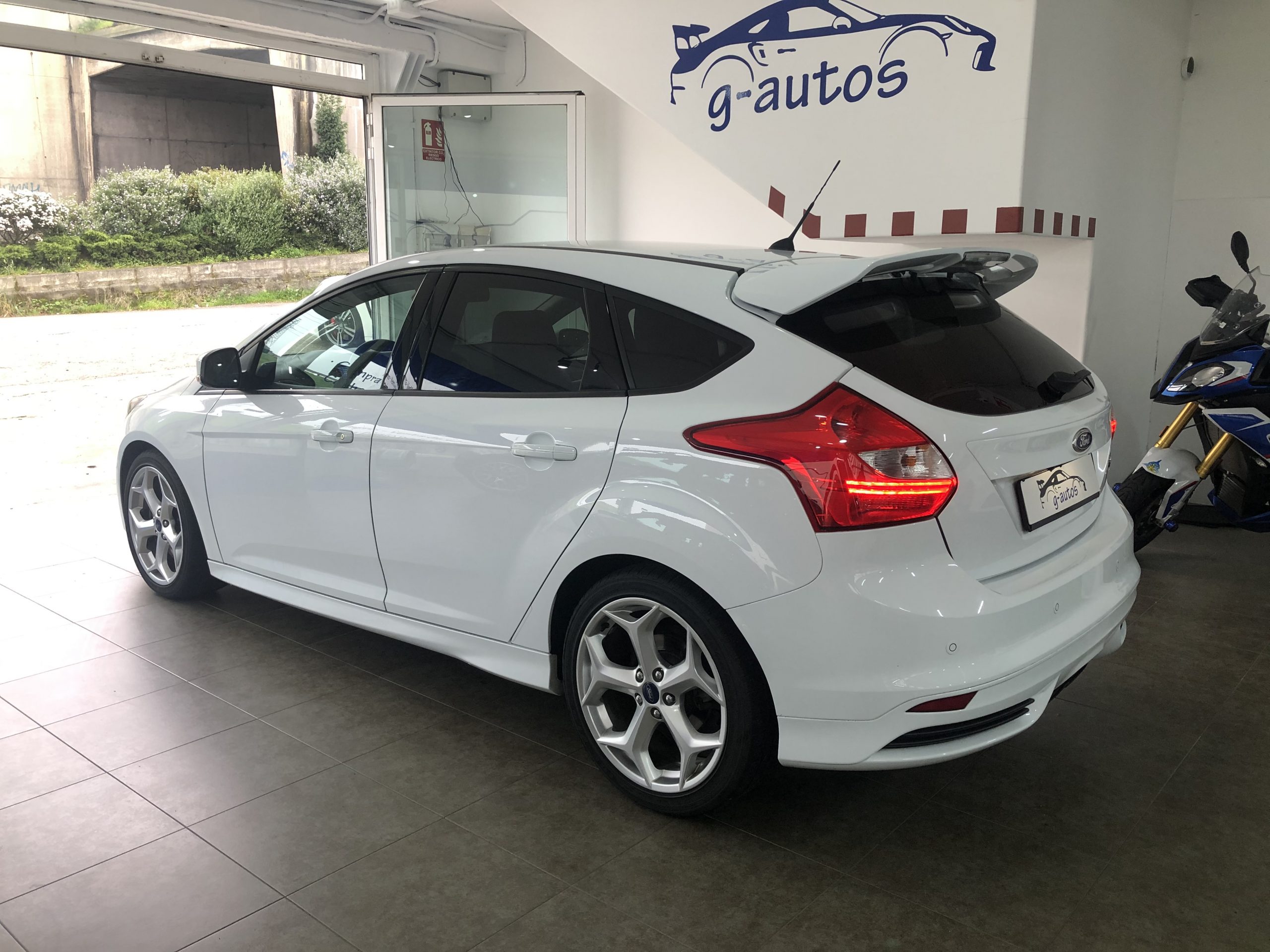 FORD FOCUS ST 250CV | G-Autos