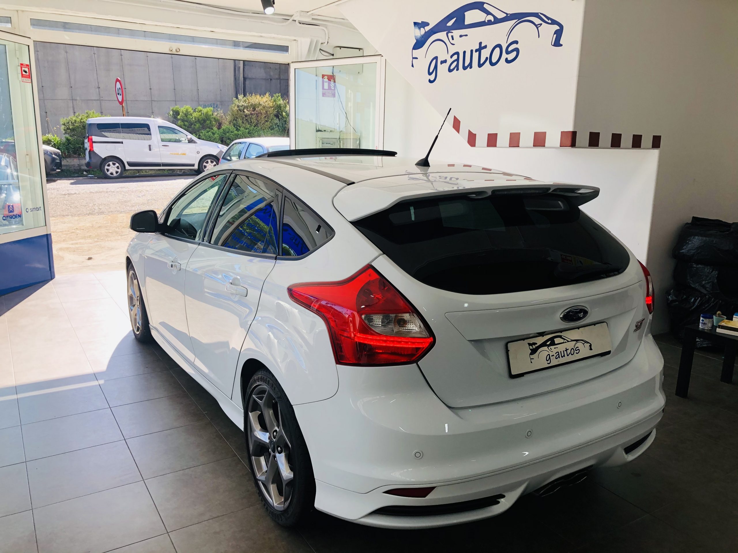 FORD FOCUS ST 250CV | G-Autos
