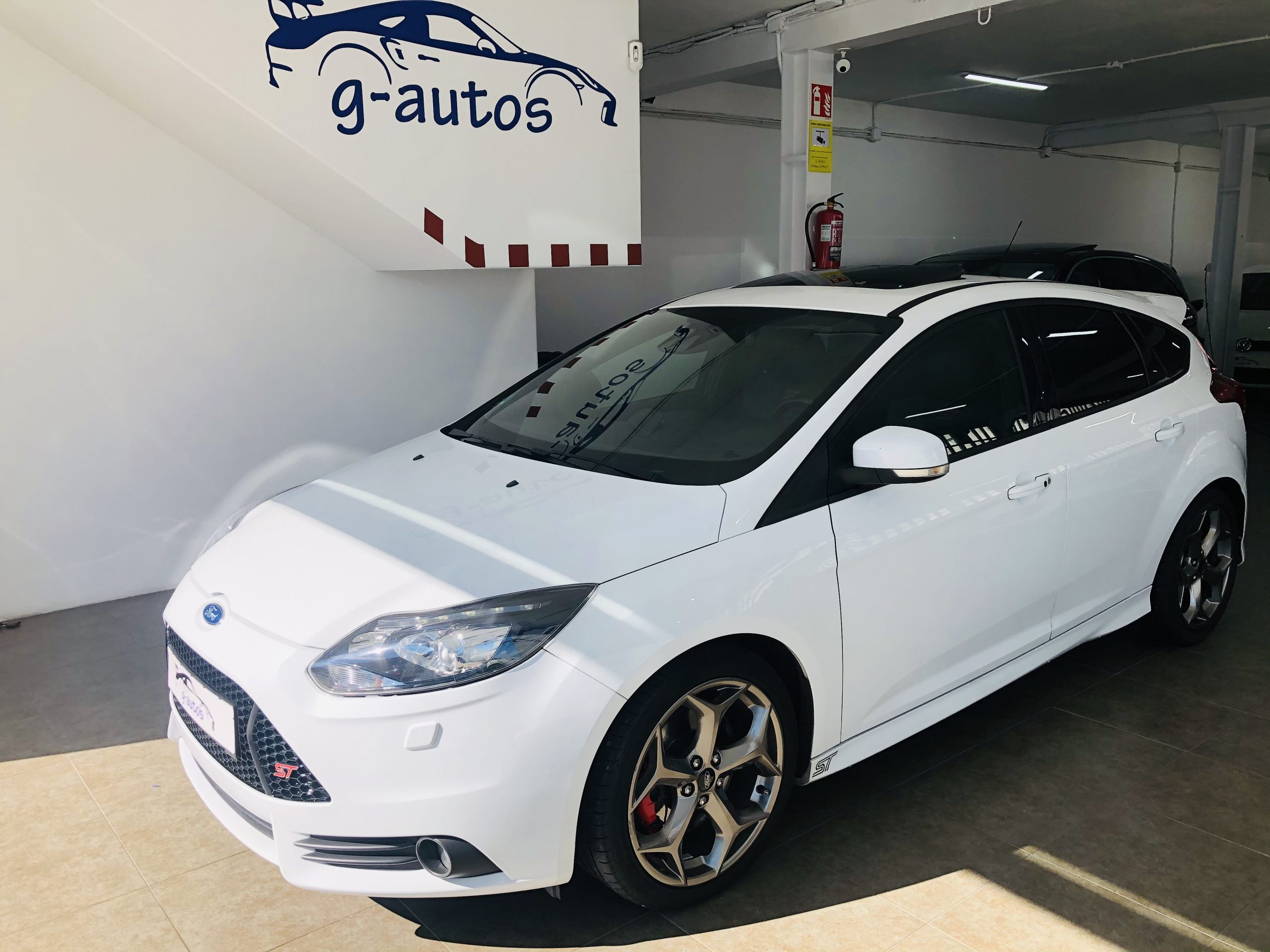 FORD FOCUS ST 250CV | G-Autos