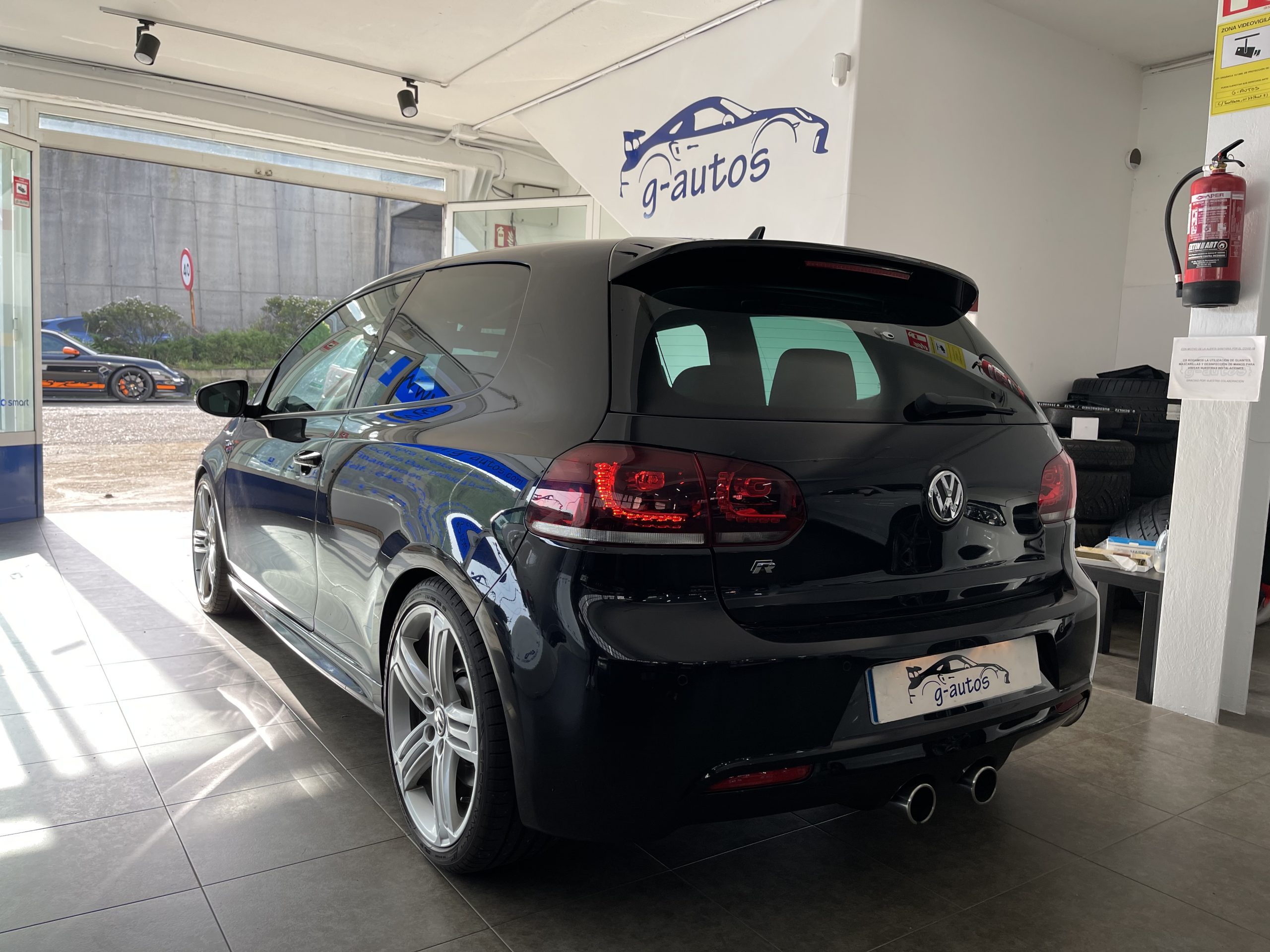 VOLKSWAGEN GOLF R20 270CV | G-Autos